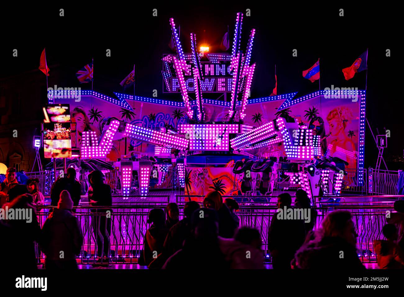 Paris, France. 25th décembre 2022. Funfair place de la Fontaine aux ...
