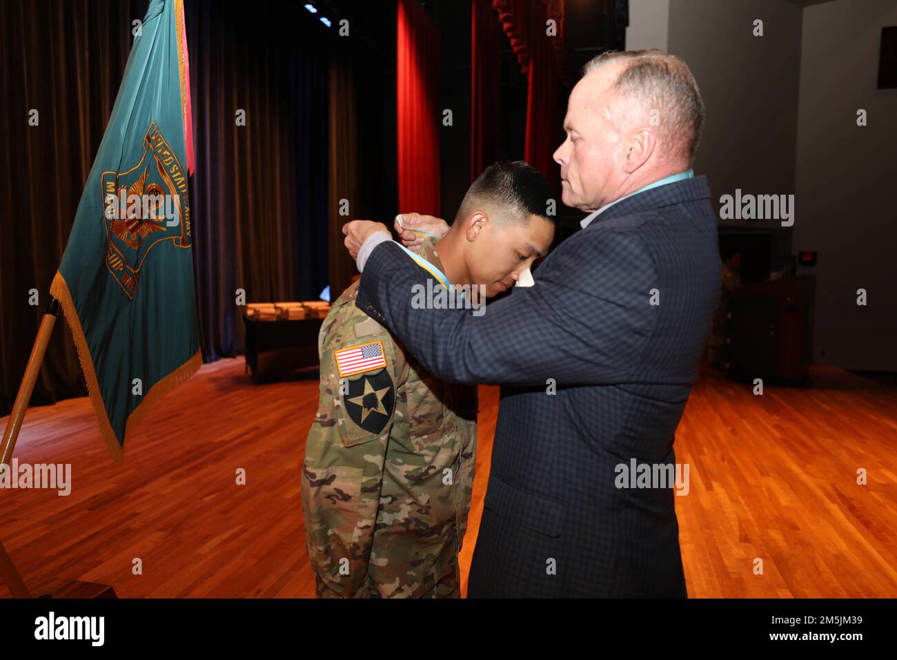 Association nationale d'infanterie 54th Président Col.(ret.) Robert ...