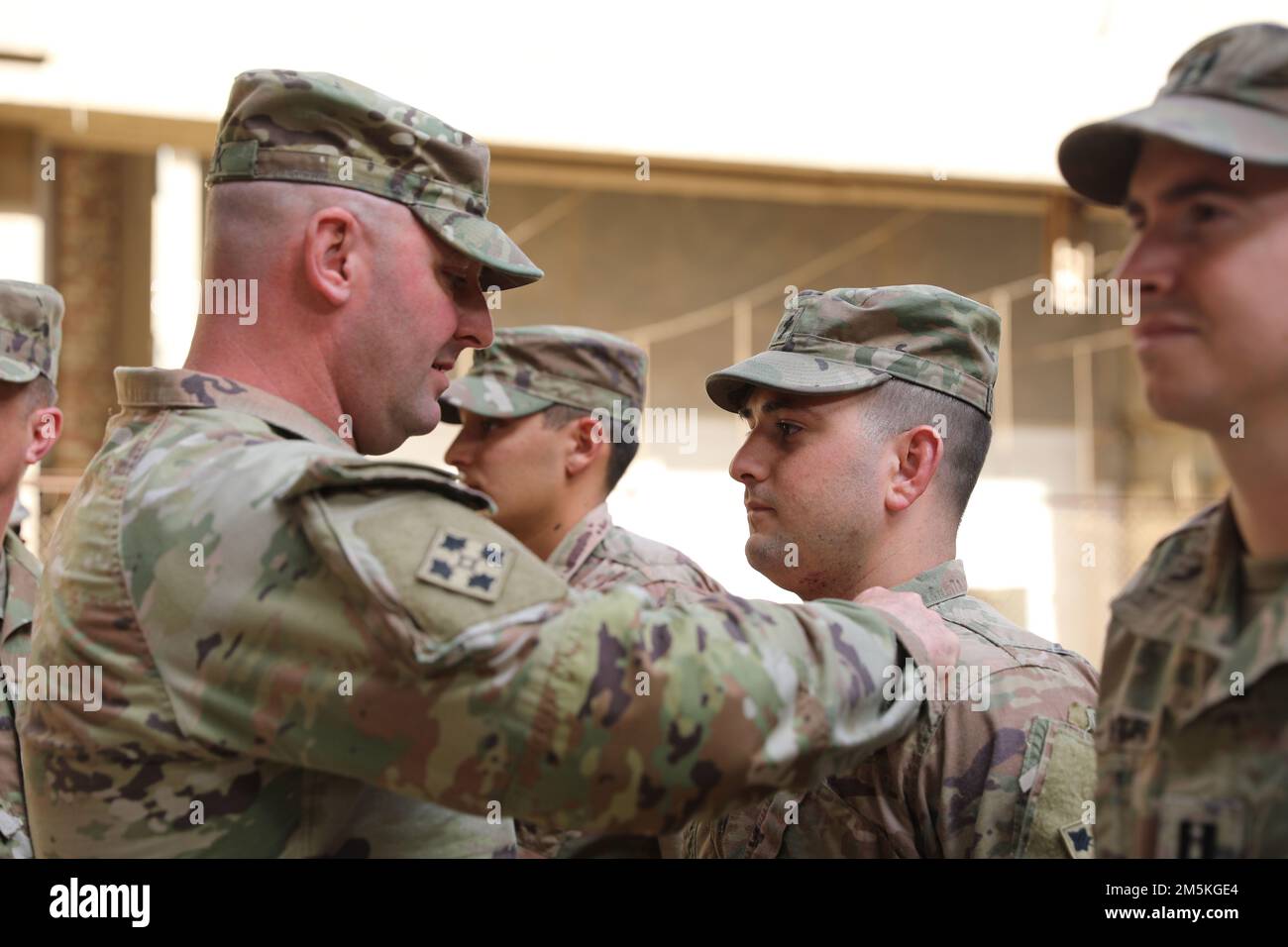Le lieutenant-colonel Gregory Polk, commandant du Bataillon du Génie ...
