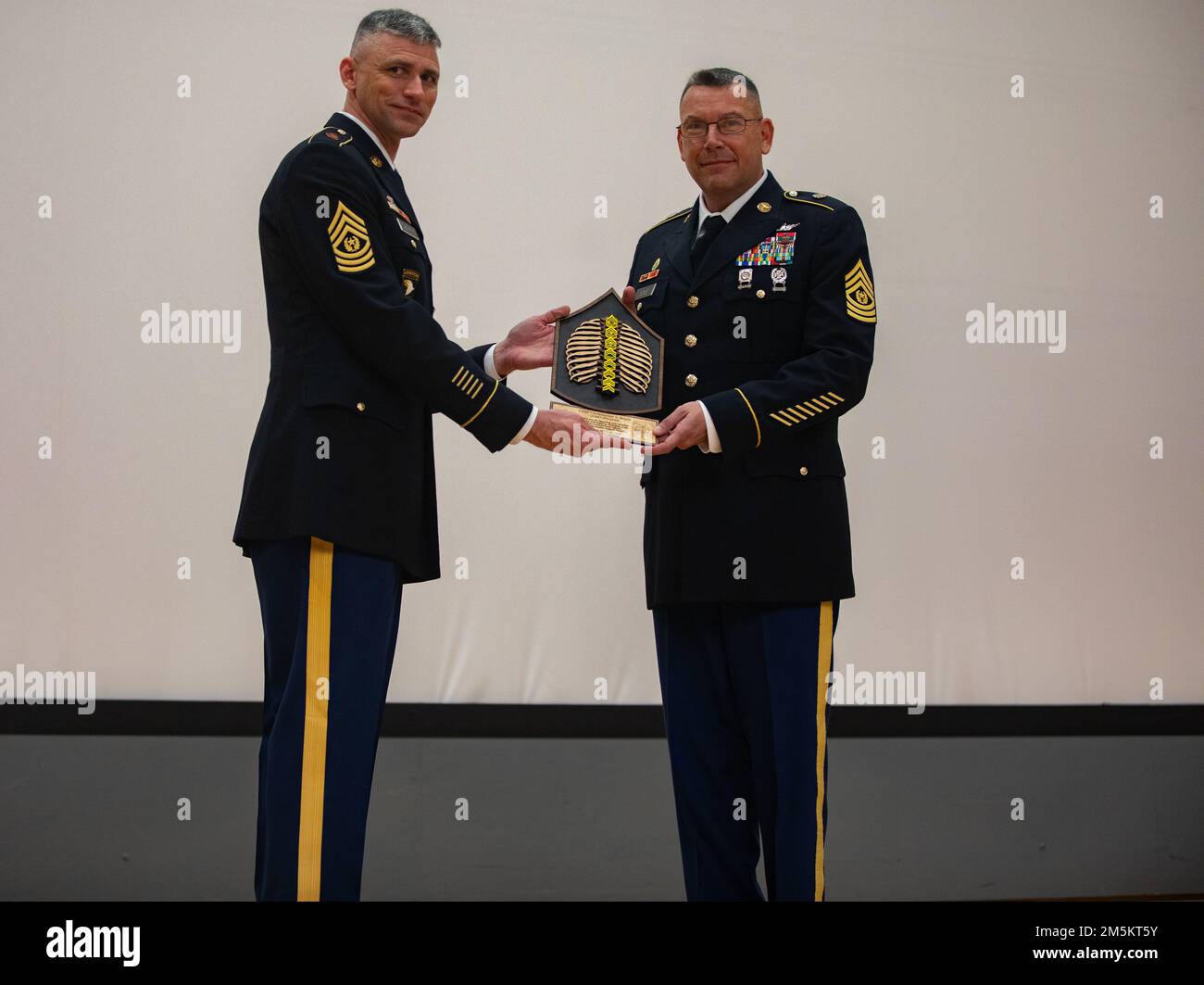 Le 46th Bataillon de soutien de l'aviation, 16th Brigade de l'aviation ...