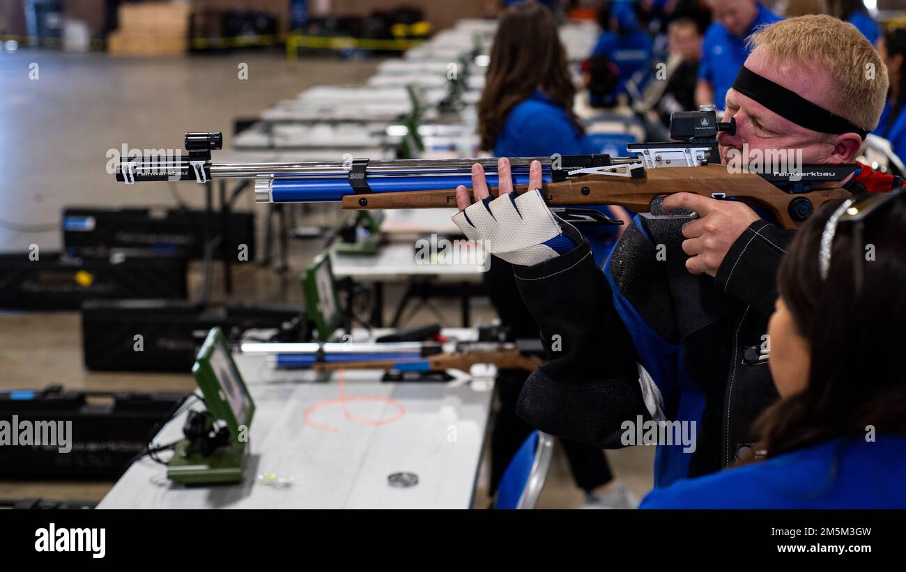 ÉTATS-UNIS Le sergent d'état-major de la Force aérienne, Patrick ...