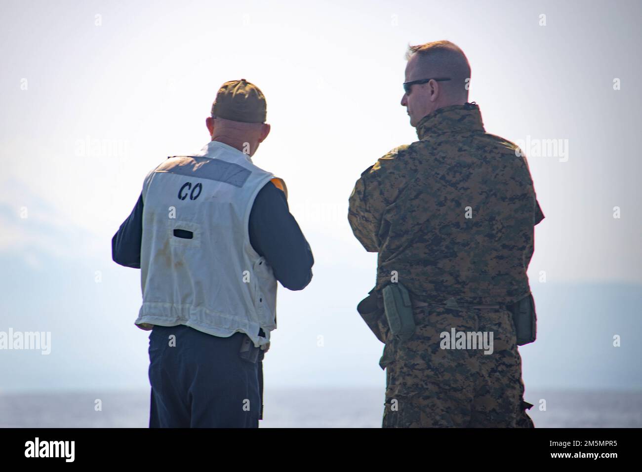 BAIE DE SOUDA (27 mars 2022) – États-Unis Le colonel Robert Hallett ...