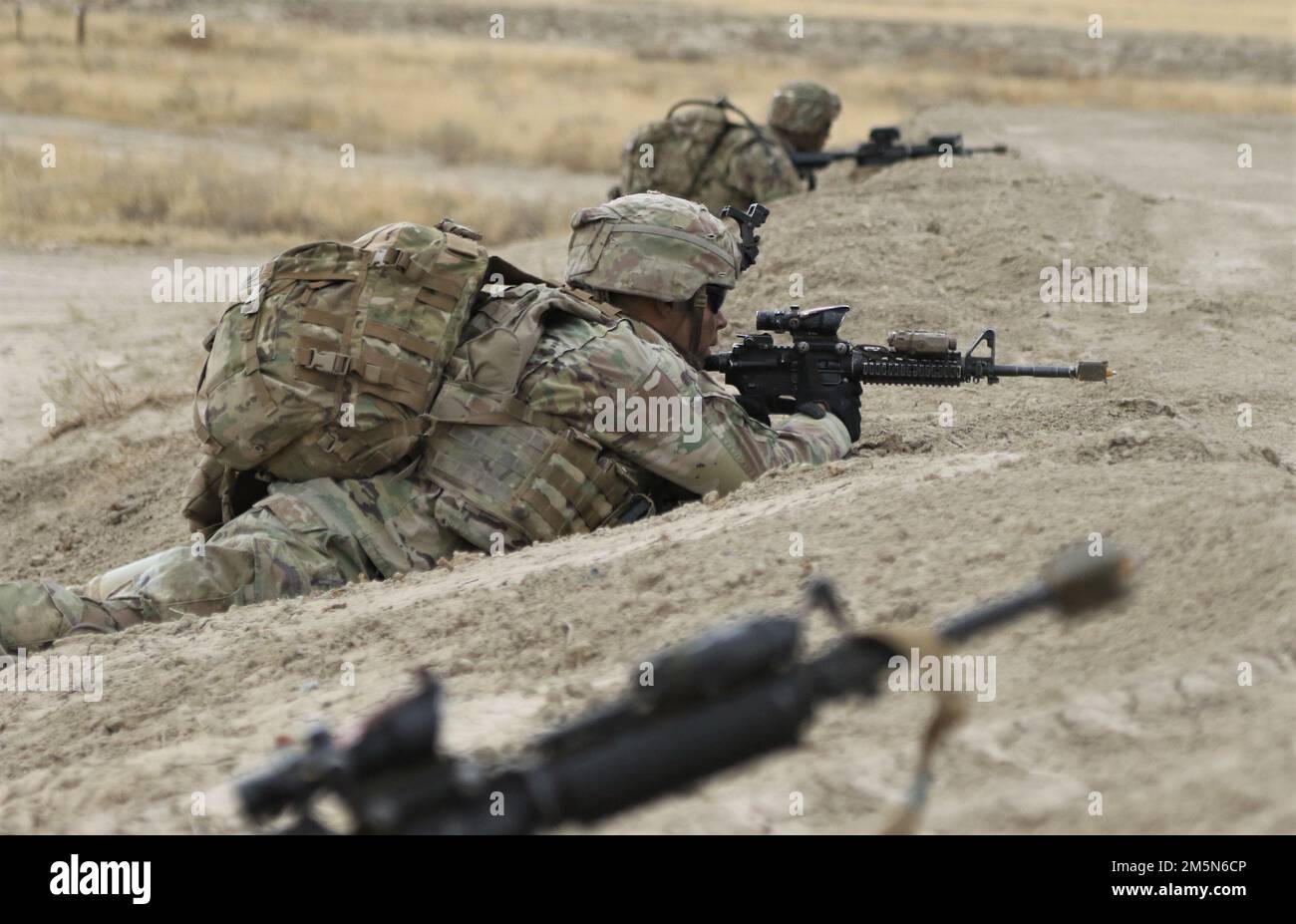 Soldats affectés à la troupe C, 3rd escadron, 61st Cavalry Regiment ...