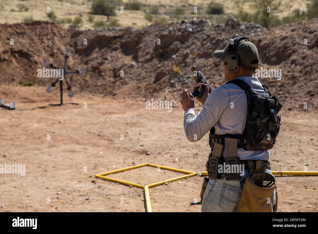 ÉTATS-UNIS Le caporal Eduardo Chavez, Marine corps lance, entraîneur de ...