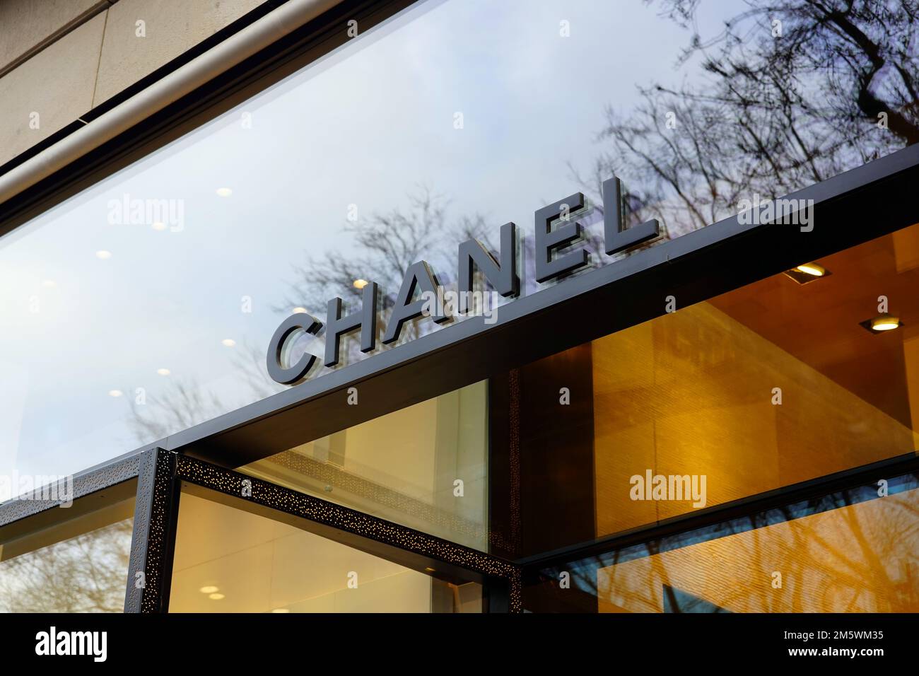 Logo chanel Banque de photographies et d’images à haute résolution - Alamy