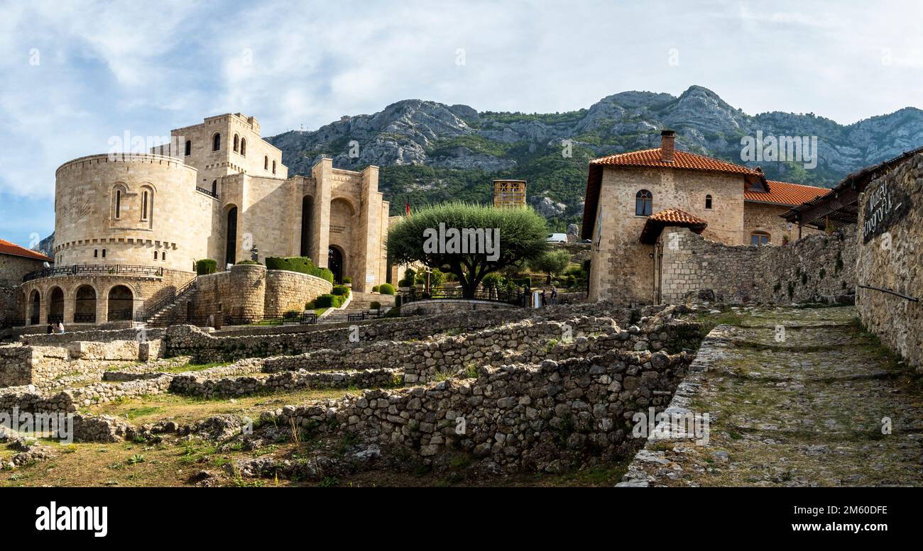 Château de kruje Banque de photographies et d’images à haute résolution ...