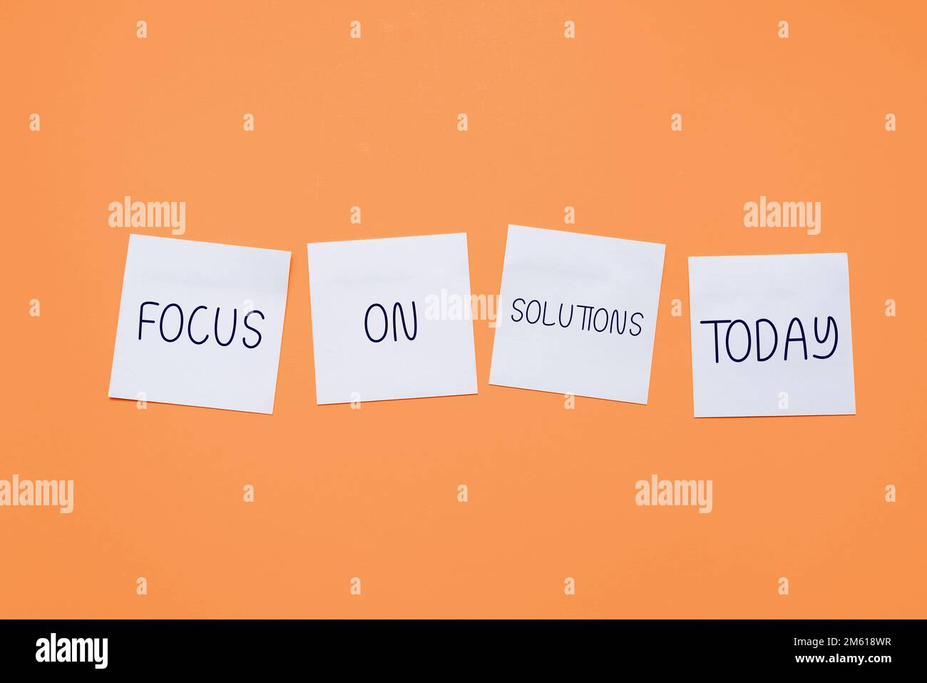 Texte montrant inspiration Focus sur les solutions. Présentation ...