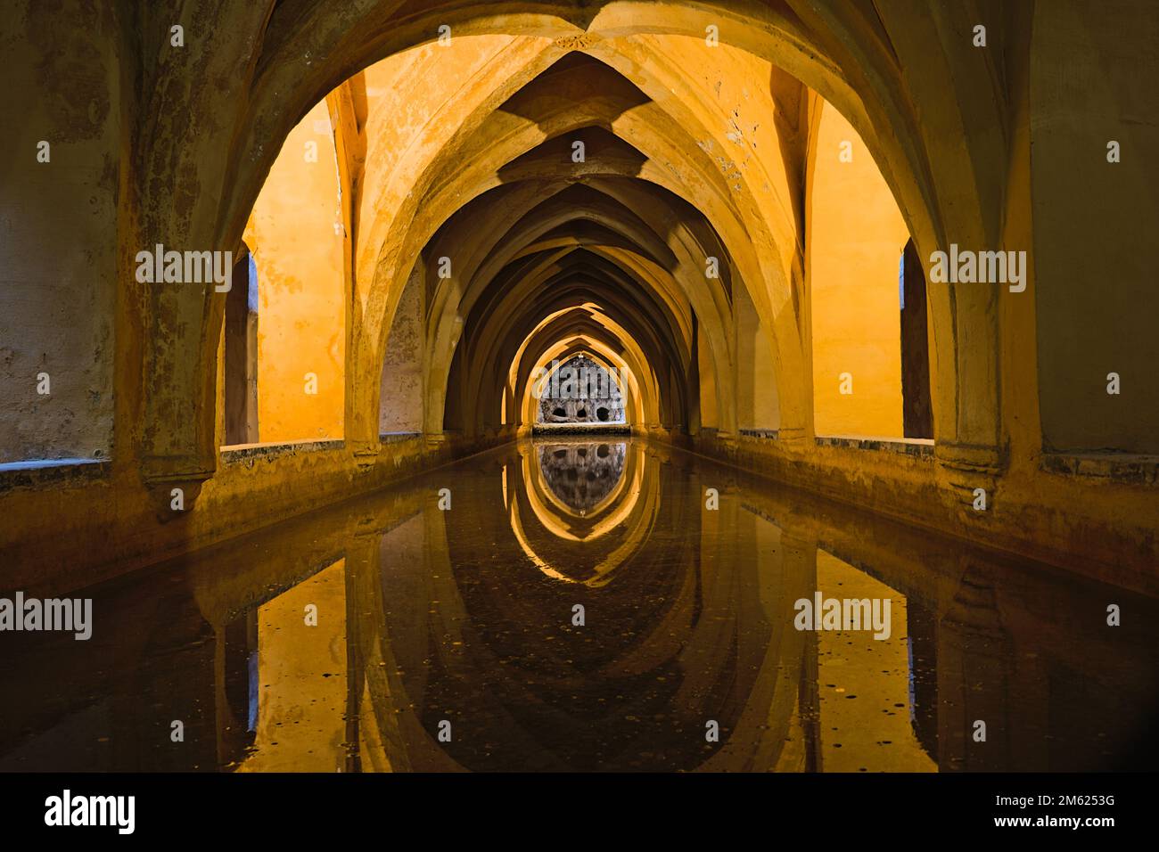 Bains royaux de dona maria de padilla Banque de photographies et d ...
