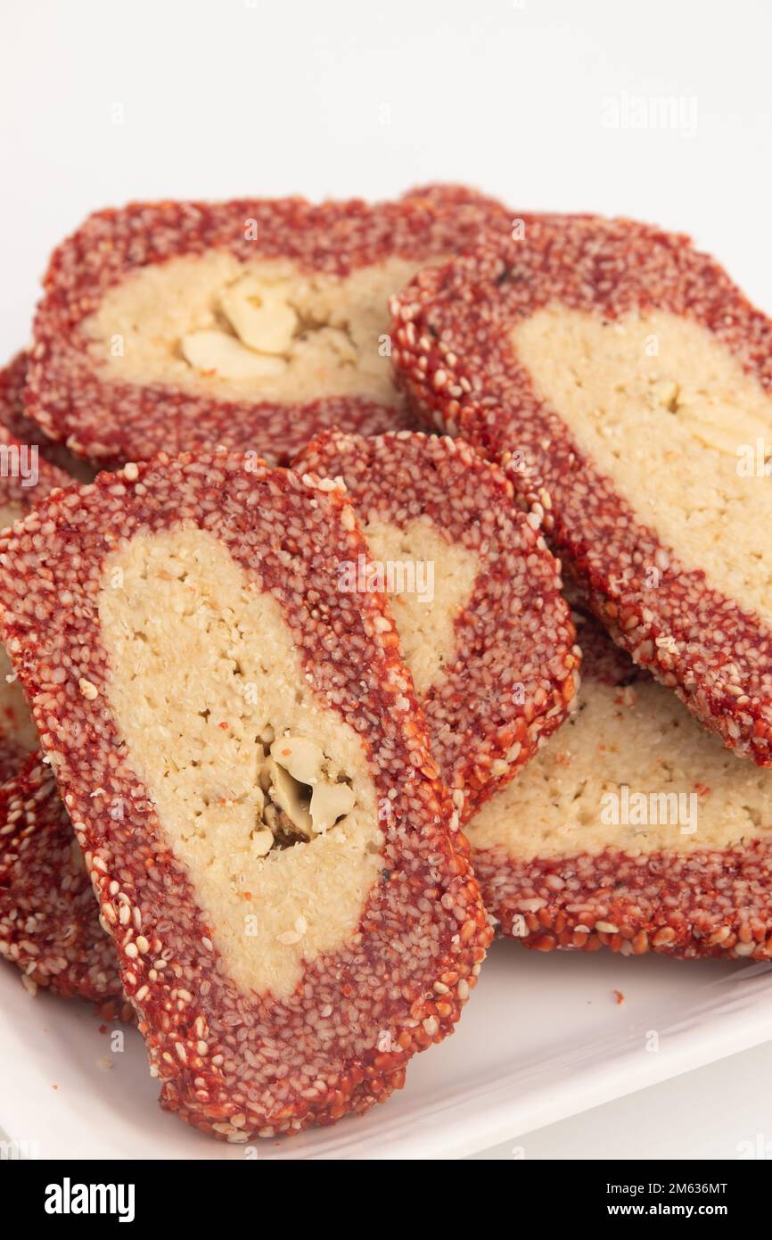 Dessert d'hiver indien fruit sec Kaju Anjeer Gajak Burfi, Gazak Barfi ...