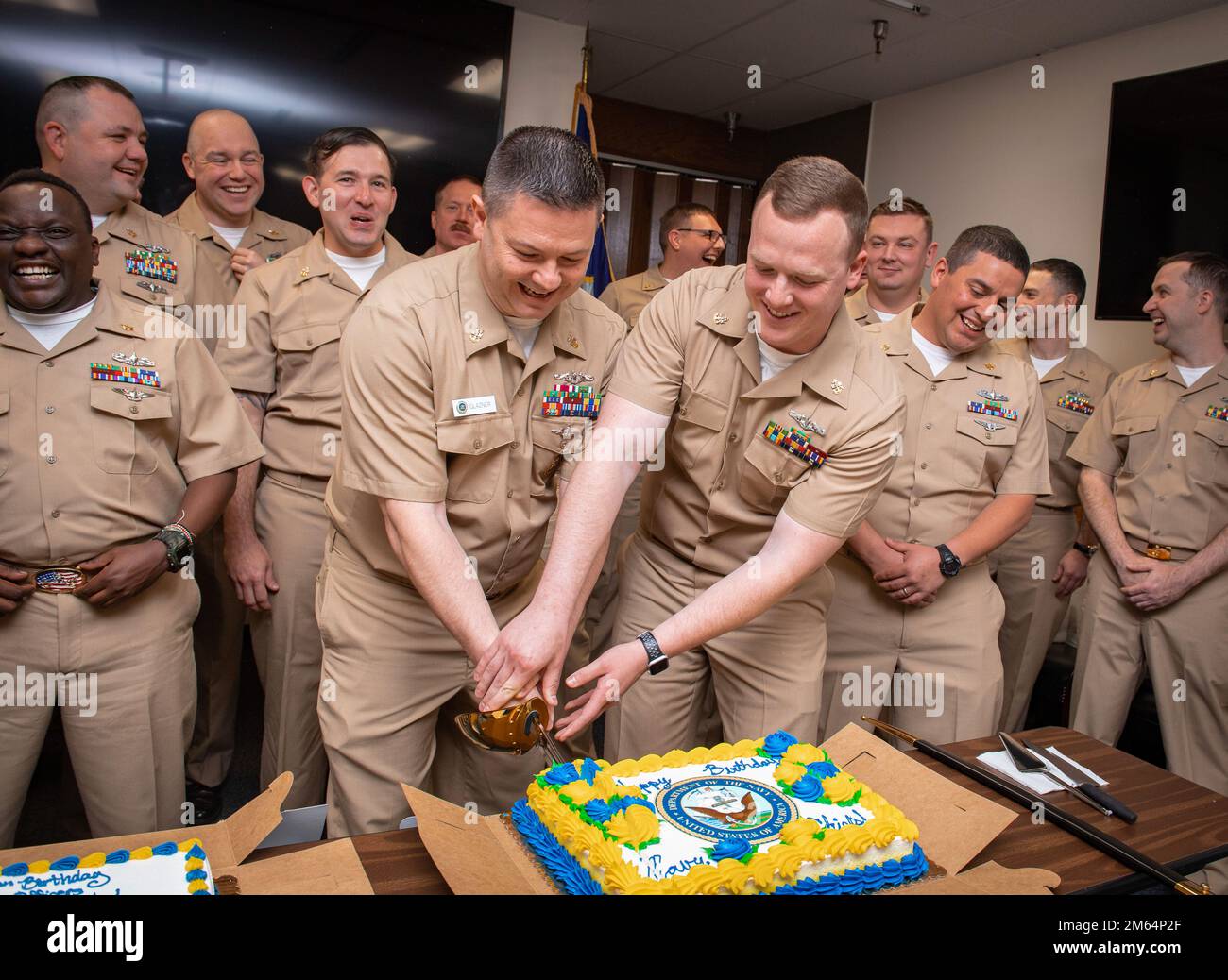 SILVERDALE, Washington (1 avril 2022) – Chef de commandement T.R ...