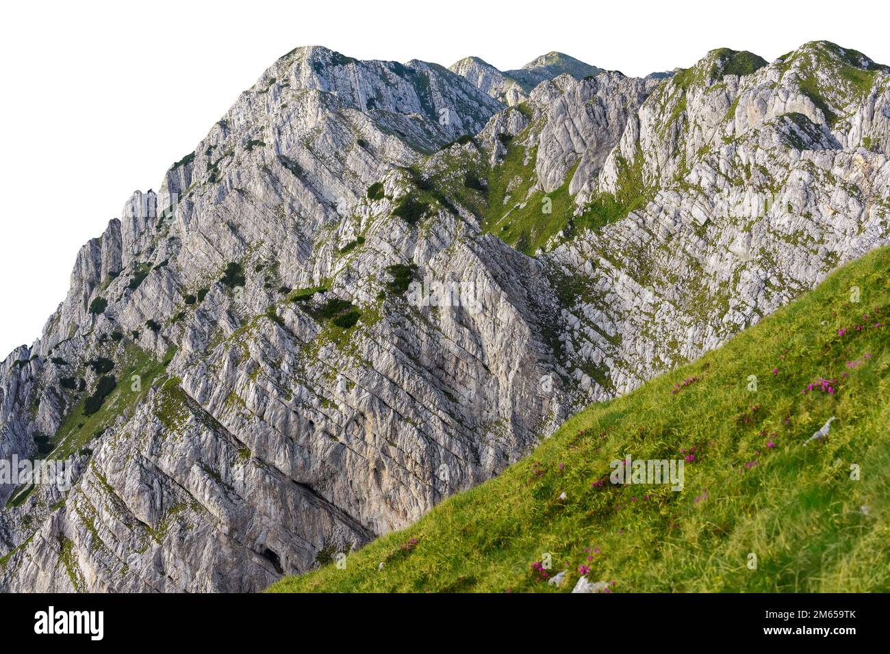 Falaises massives avec de petits morceaux d'herbe, paysage naturel de ...