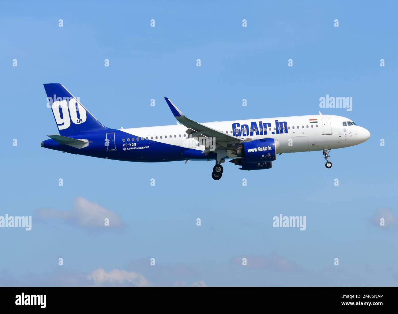 Avion de la compagnie aérienne GoAir Airbus A320neo vol. Avion A320 de ...