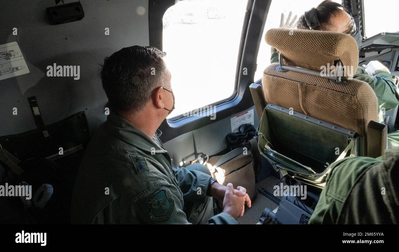 Le major général Eric Hill, commandant adjoint des opérations spéciales ...