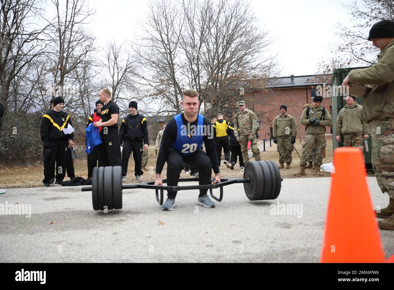 Le SPC Caleb Ravn, soldat de la batterie C, 1st Bataillon, 120th ...