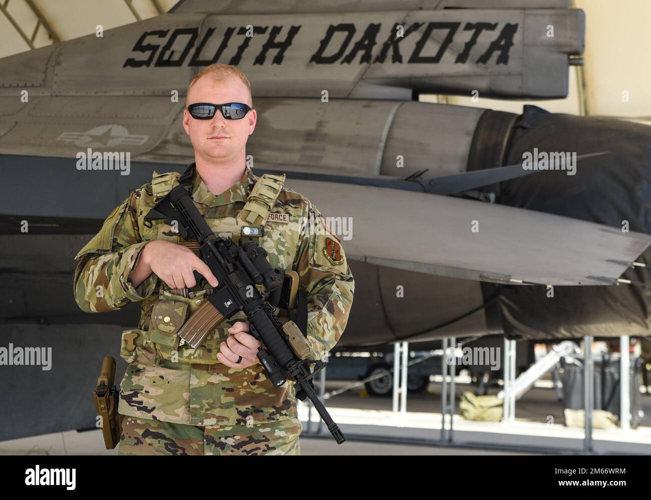 ÉTATS-UNIS Technicien de la Garde nationale aérienne Le Sgt Josh ...