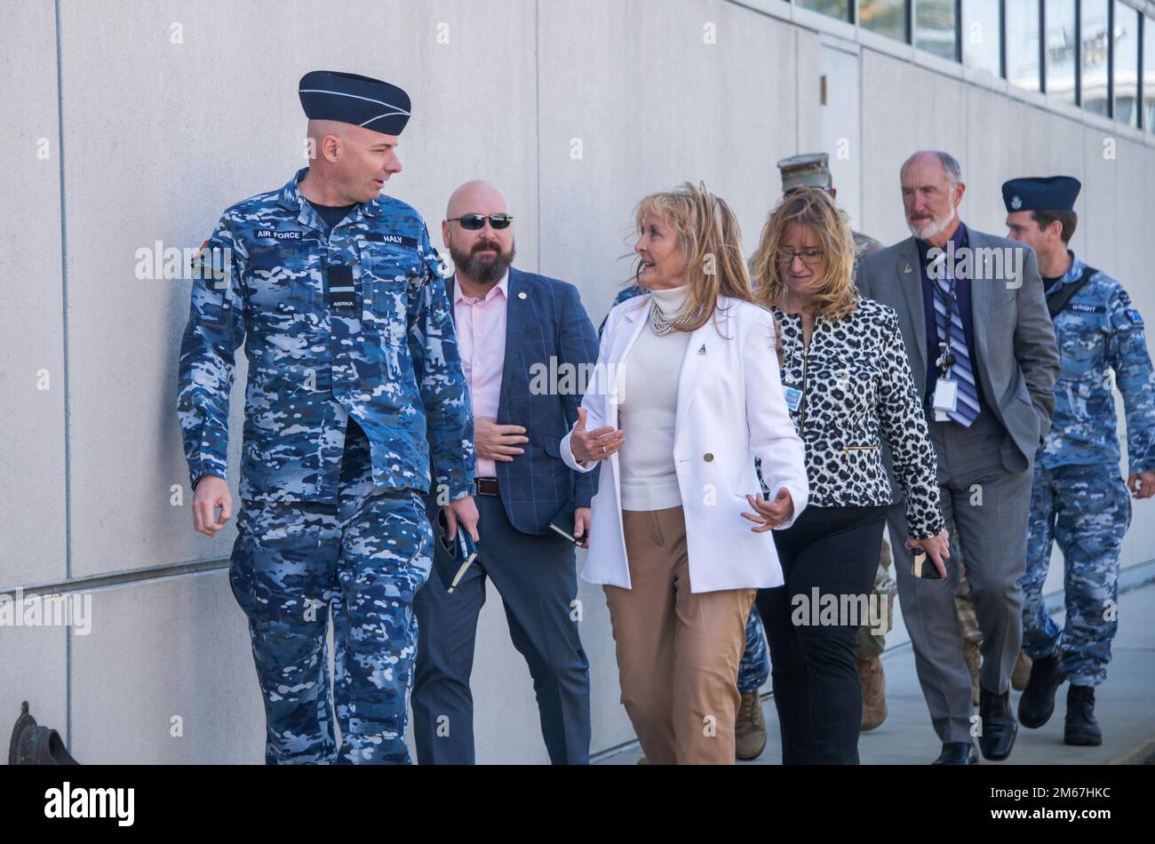 Le vice-maréchal de l'air Catherine Roberts (commandant, Commandement ...