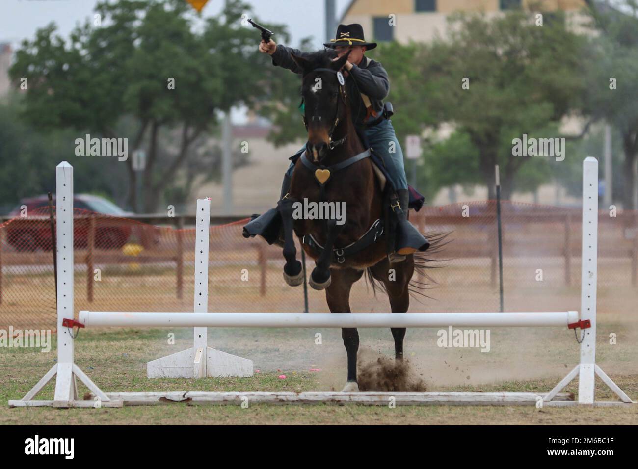 Le Cpl Tyler Tate, mécanicien de véhicules à roues en service spécial à ...