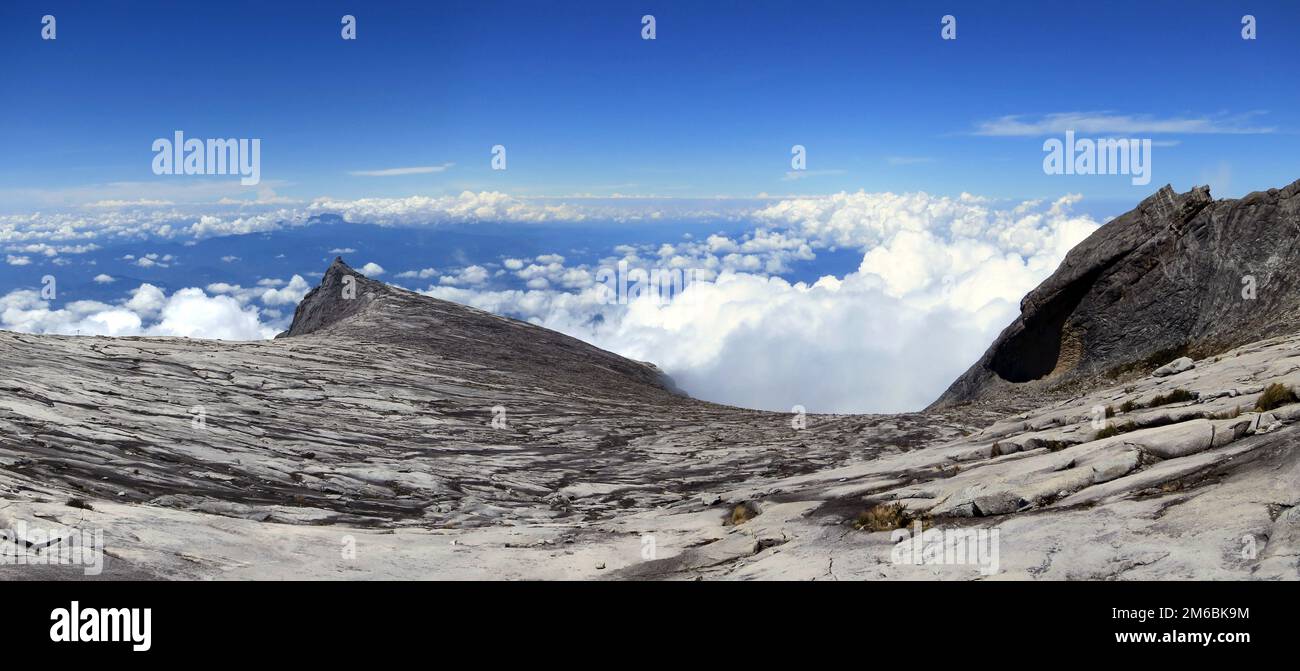 Mont kinabalu trek Banque de photographies et d’images à haute résolution - Alamy