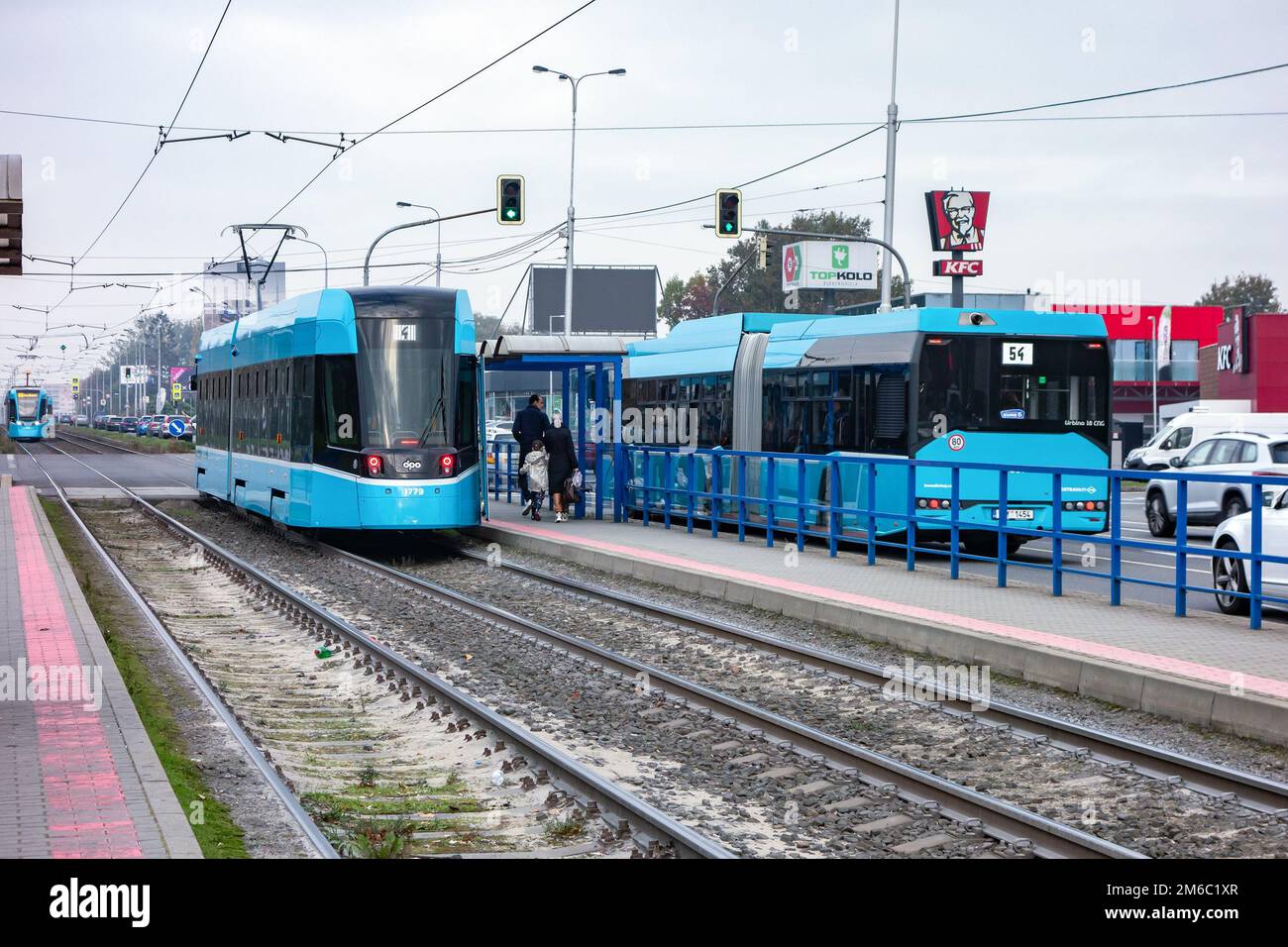Bus skoda Banque de photographies et d’images à haute résolution - Alamy
