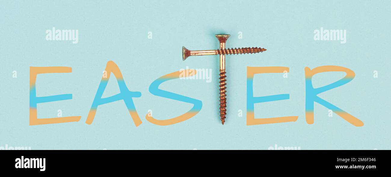 Croix religieuse faite à partir de clous rouillés, croyance chrétienne ...