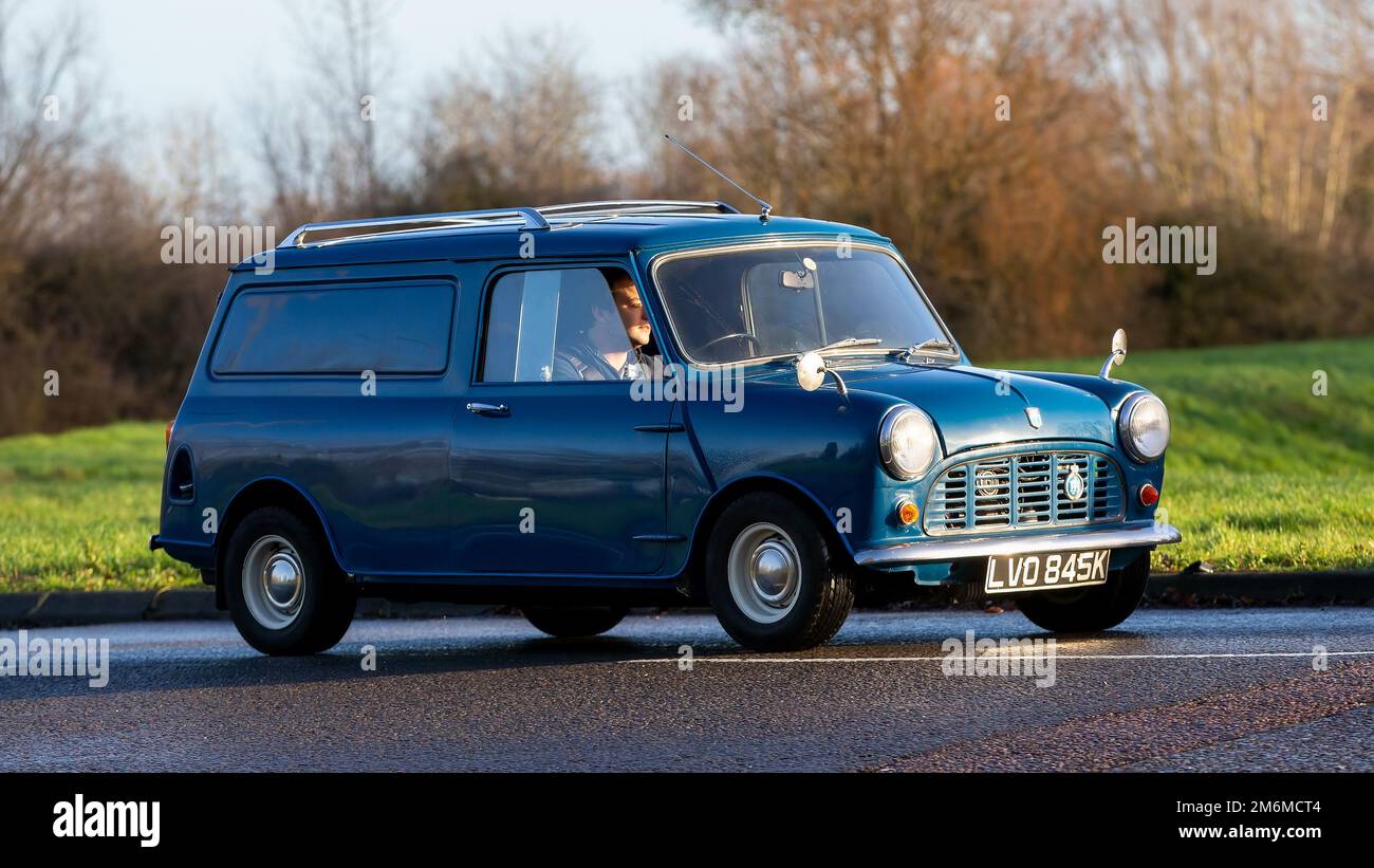 1972 mini Banque de photographies et d’images à haute résolution - Alamy