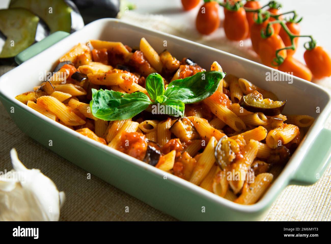 Pâtes Alla Norma Le Pasta Alla Norma Est Un Plat Traditionnel De Pâtes