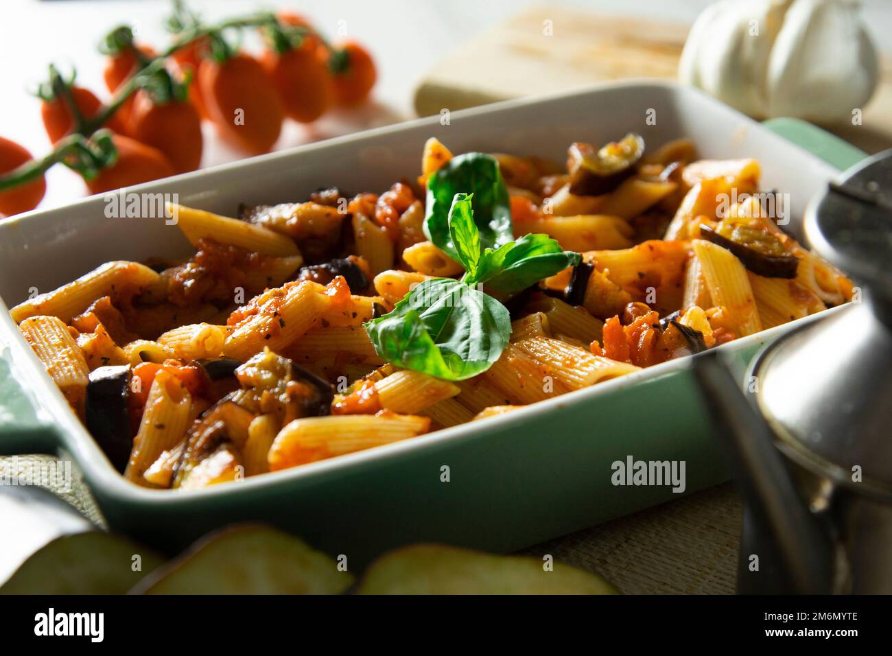 Pâtes Alla Norma Le Pasta Alla Norma Est Un Plat Traditionnel De Pâtes