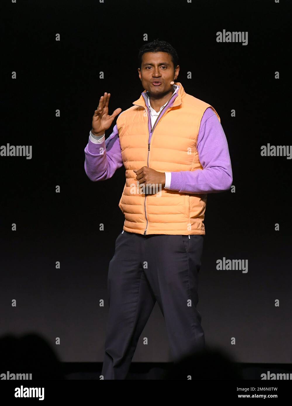 Le COO de Palantir Shyam Sankar parle lors de la journée médiatique ces ...