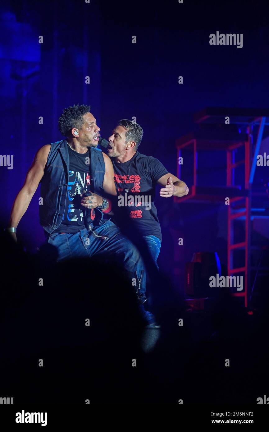 Supreme ntm Banque de photographies et d’images à haute résolution - Alamy