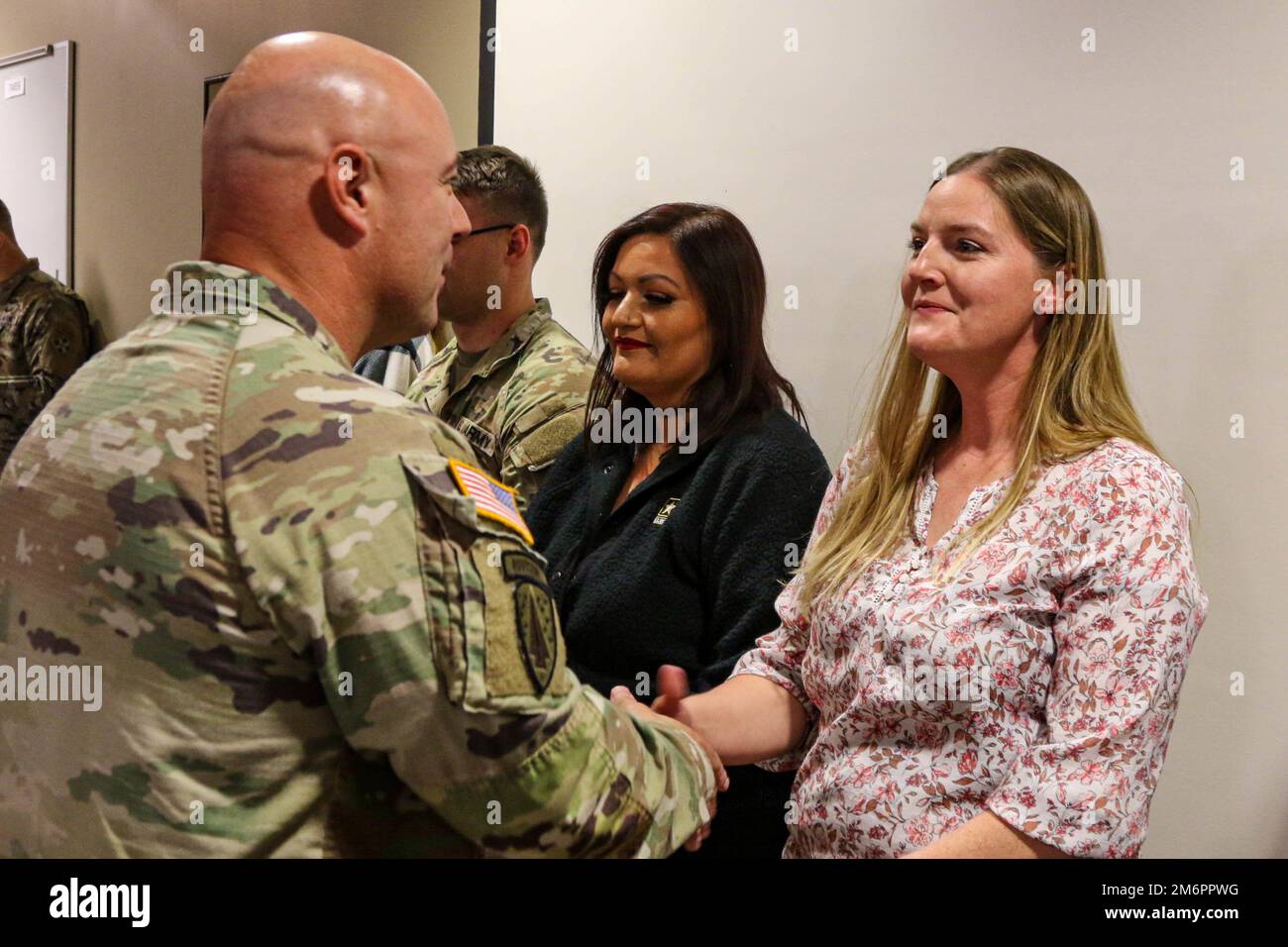 Le colonel Andrew Kiser, commandant de l'équipe de combat de la Brigade ...