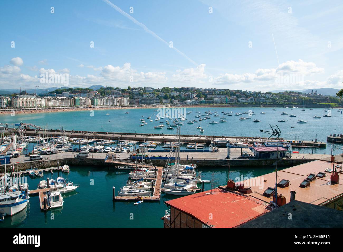 La Plage de la Concha de la ville de San Sebastian dans le pays Basque ...