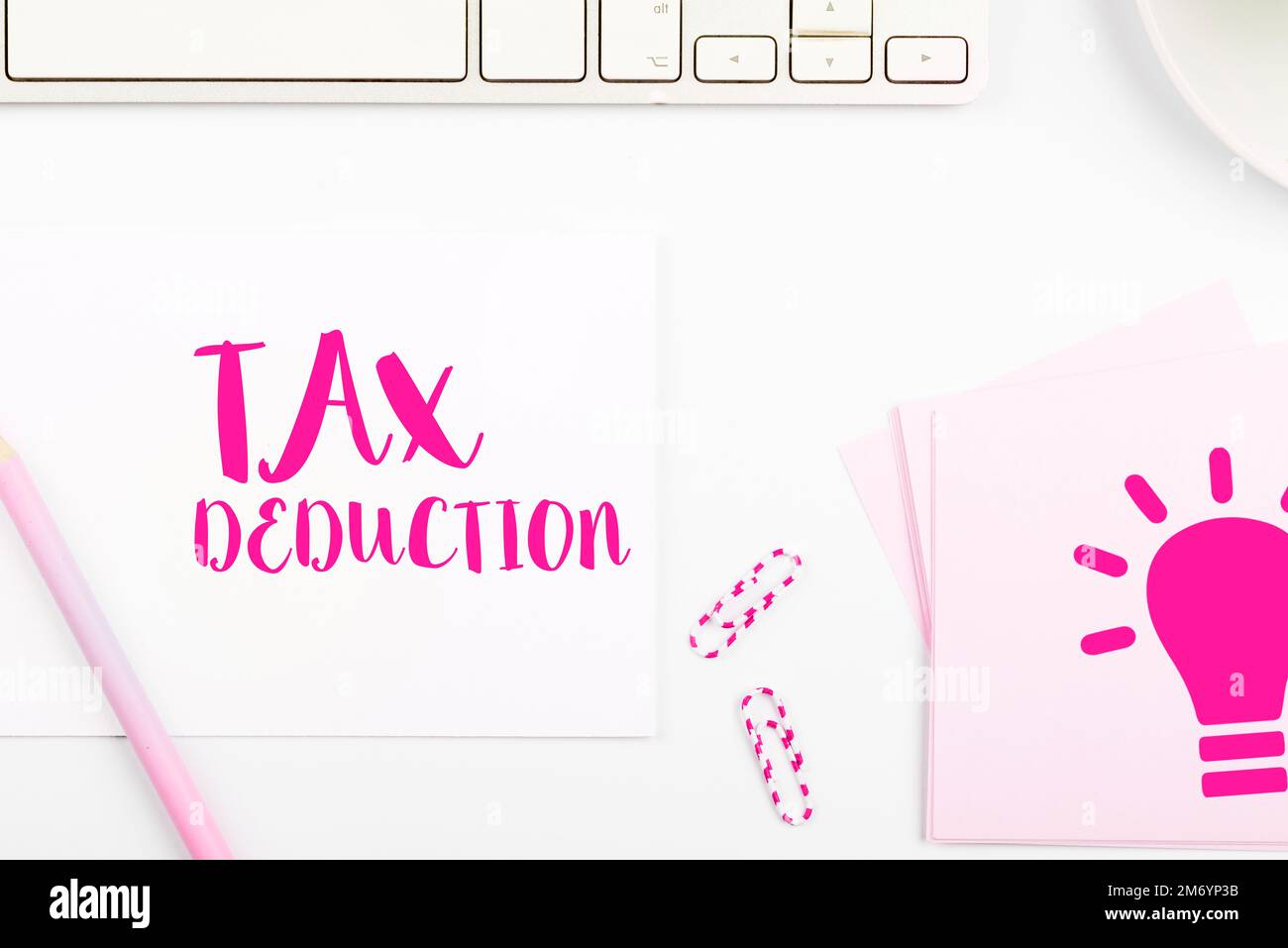 Légende de texte présentant la déduction fiscale. Montant du concept d ...