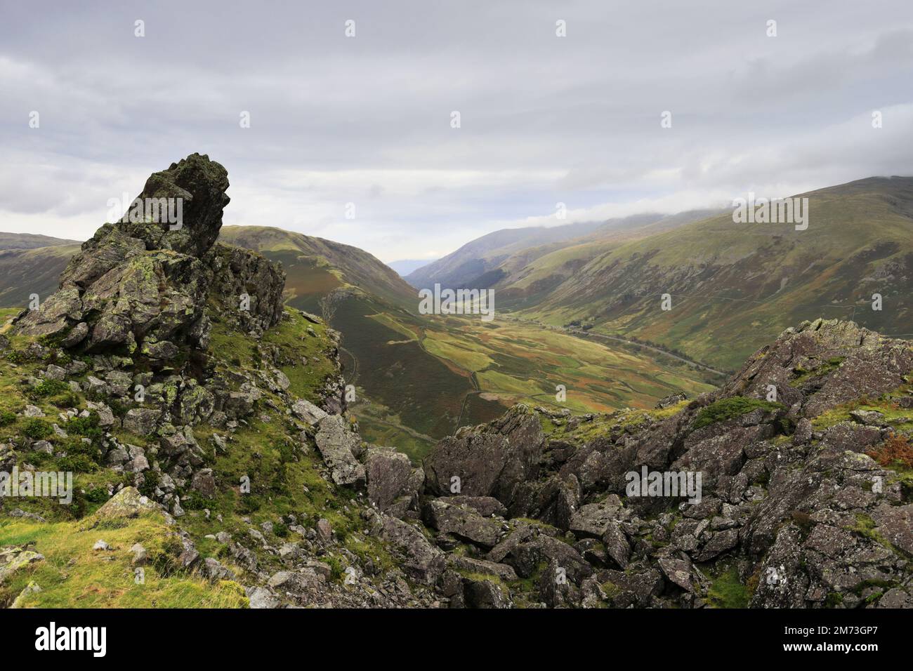Le rocher de Howitzer, le véritable sommet de Helm Crag est tombé, au ...