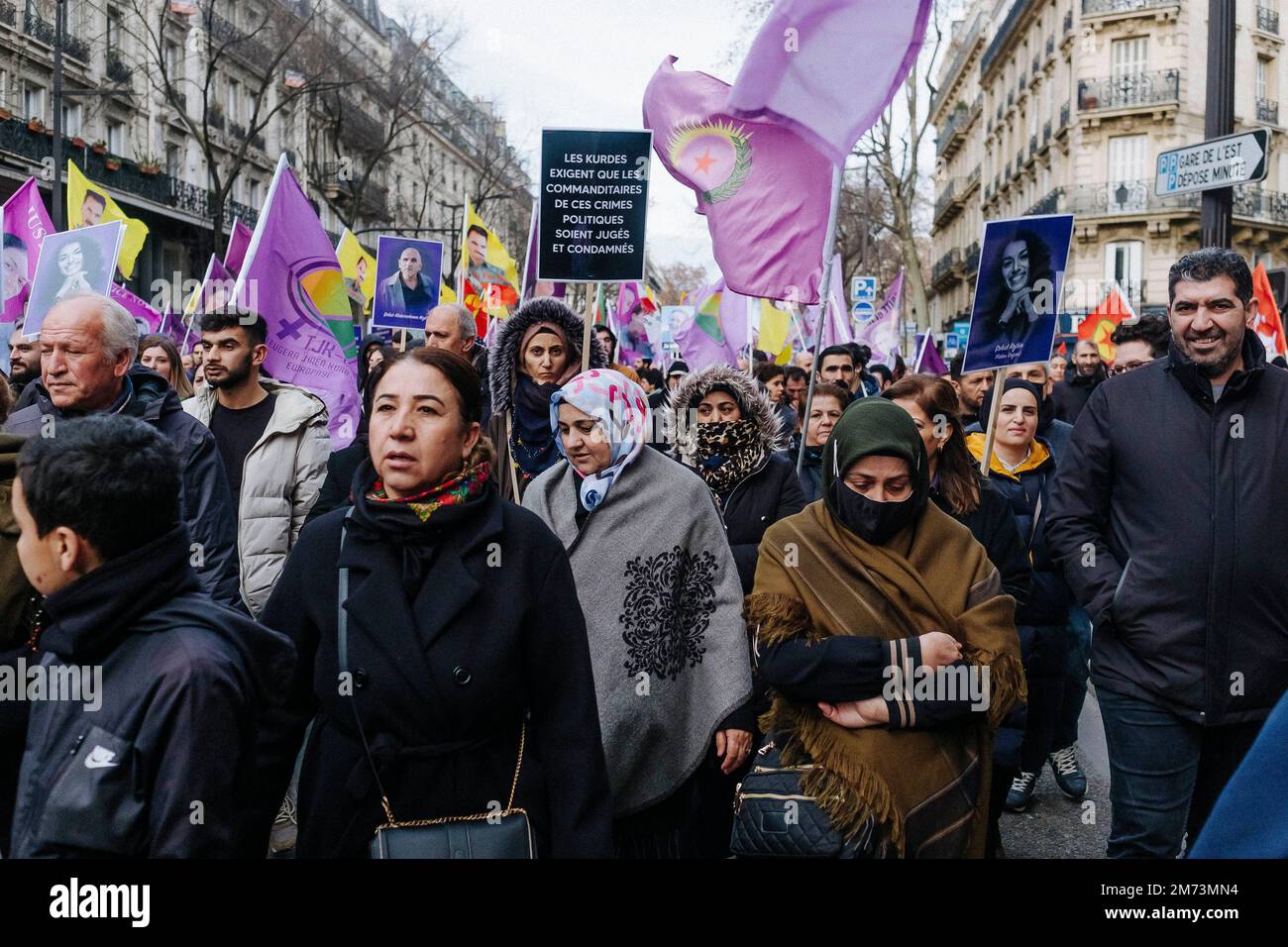 Manifestation Kurde Attaque De Paris Banque De Photographies Et D