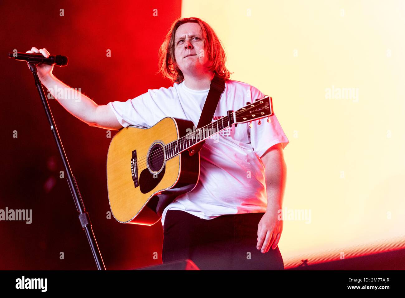 Lewis marc capaldi Banque de photographies et d’images à haute ...