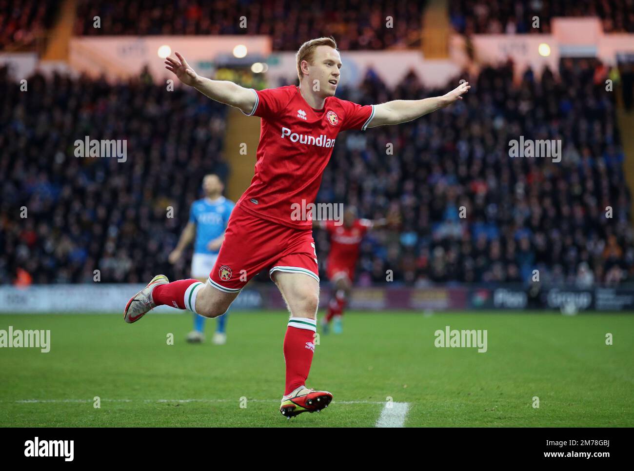 Danny Johnson de Walsall célèbre le premier but de son équipe lors du ...