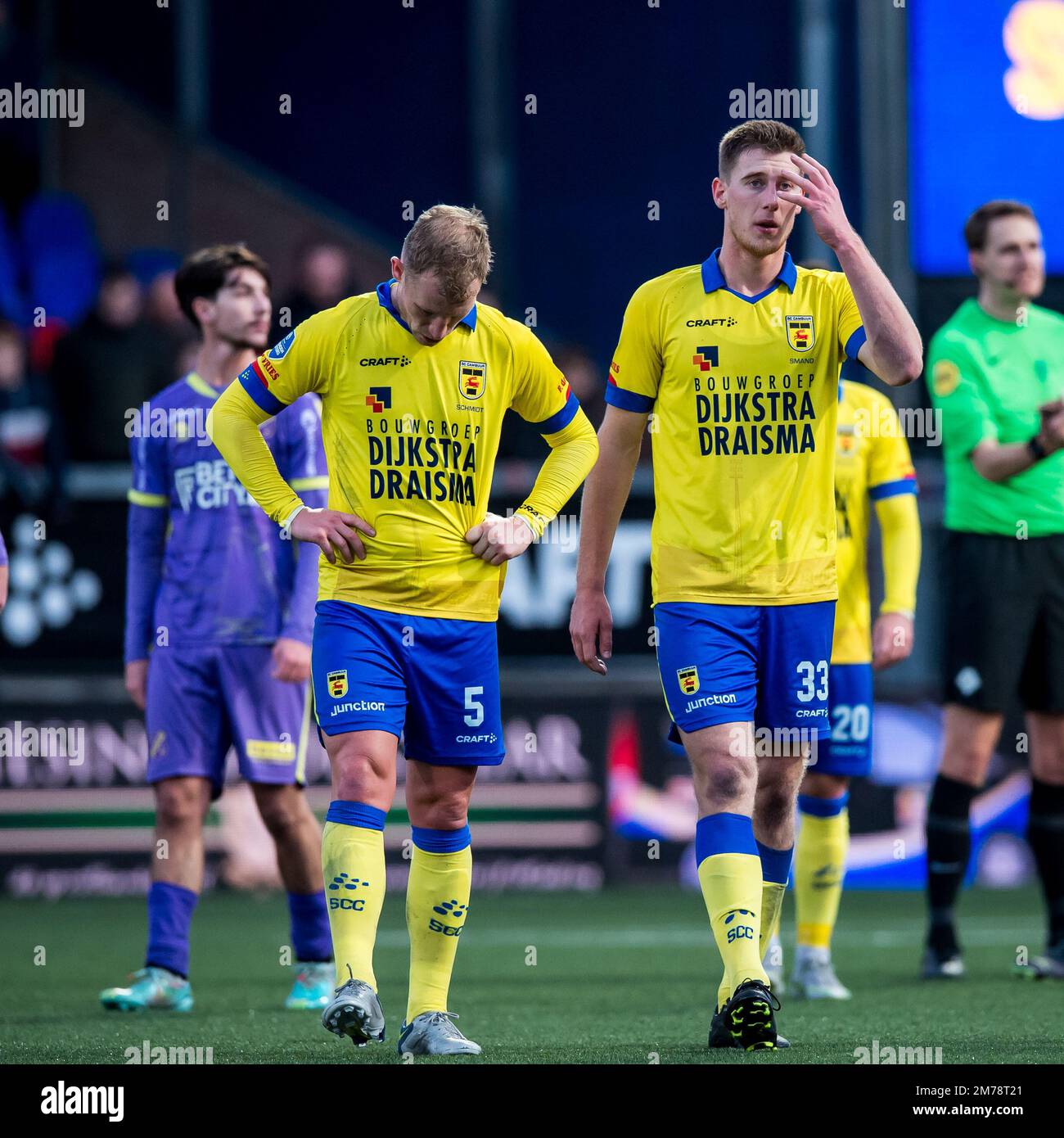LEEUWARDEN - (lr) Doke Schmidt de SC Cambuur, Floris smand de SC ...