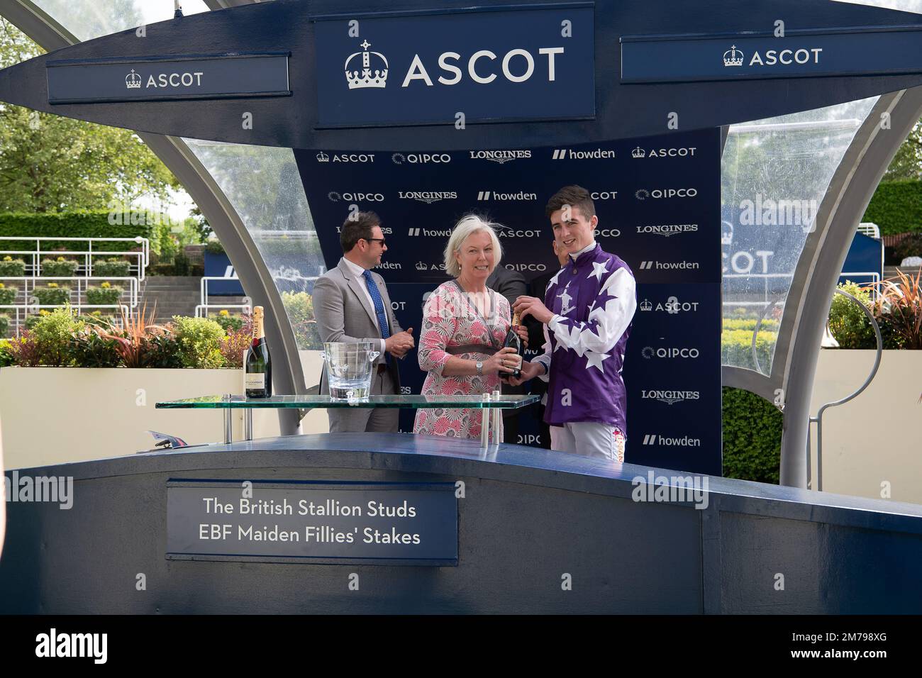 Maureen tucker Banque de photographies et d’images à haute résolution ...