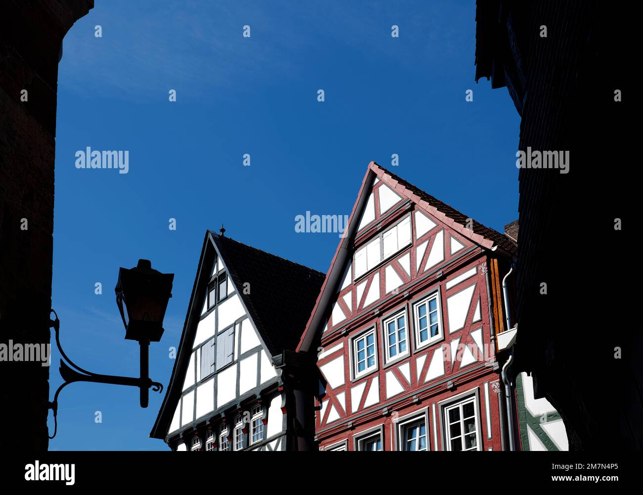 Pignon de maison dans la rue zwischen den kramen Banque de photographies et d’images à haute ...