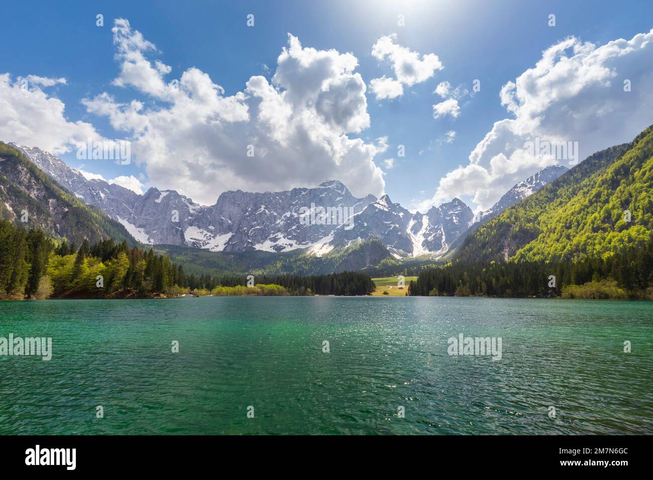 Parc naturel des lacs de fusine Banque de photographies et d’images à ...