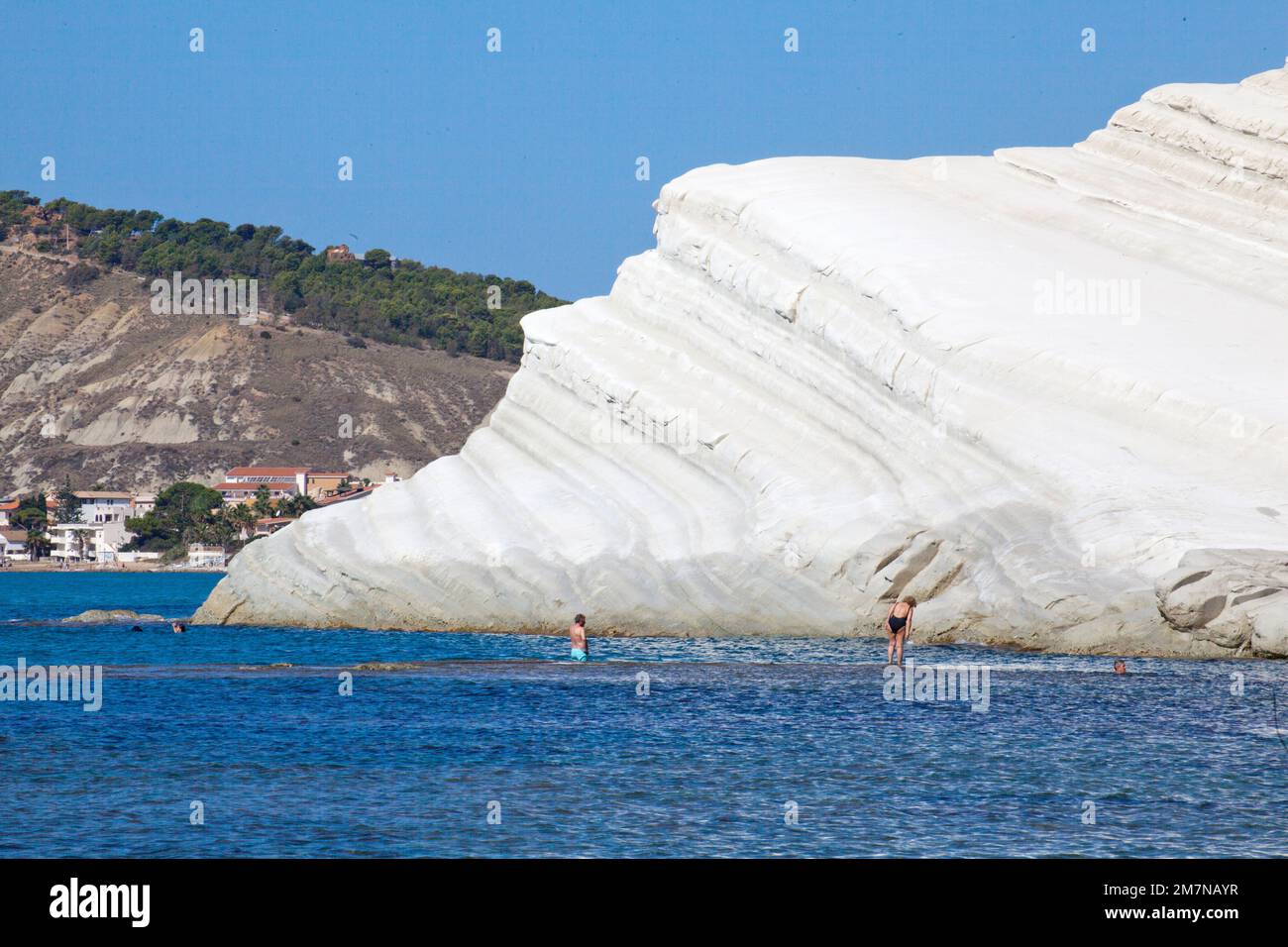 Est une roche monumentale faite de marne Banque de photographies et d ...