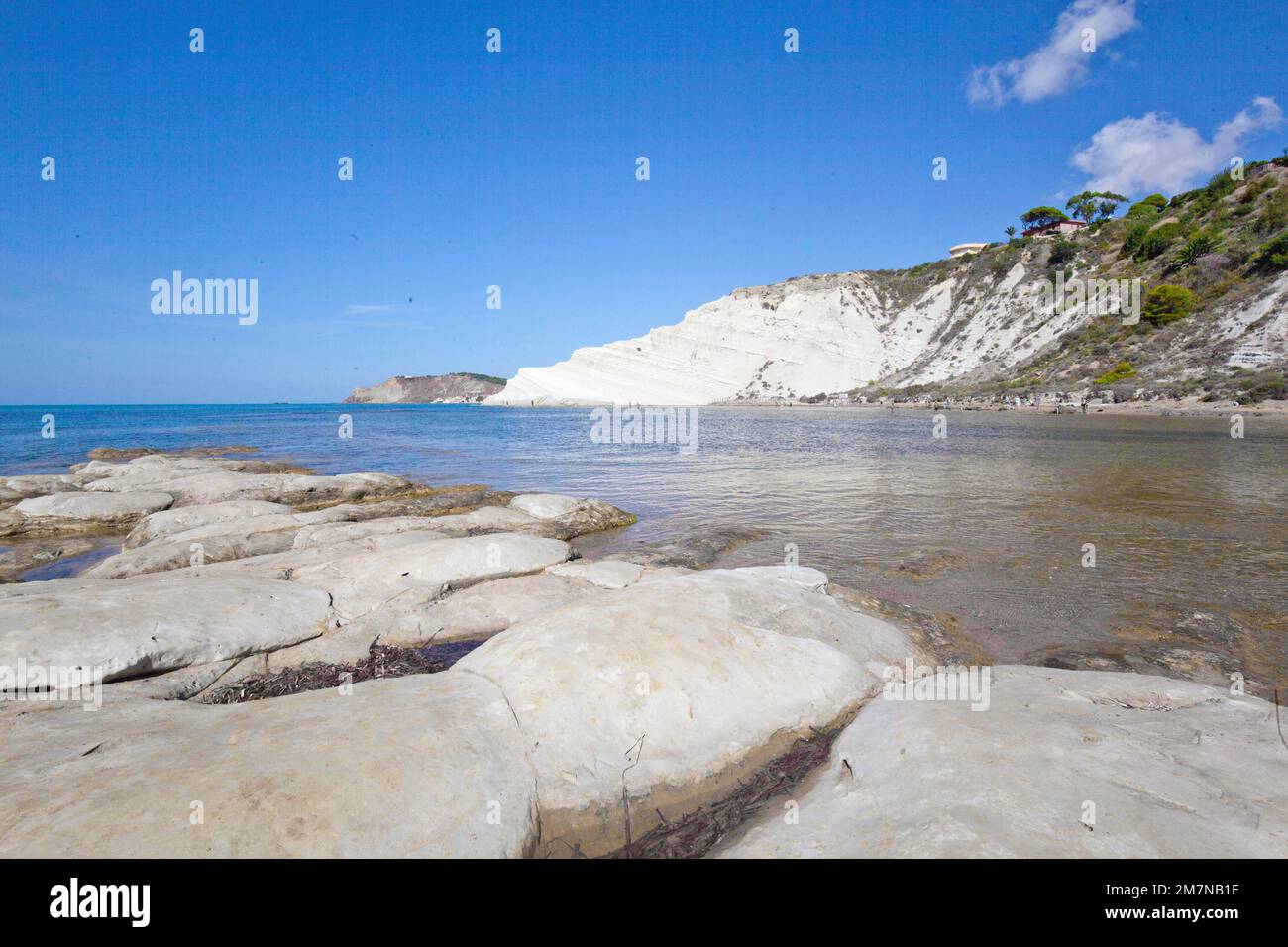 Est une roche monumentale faite de marne Banque de photographies et d ...