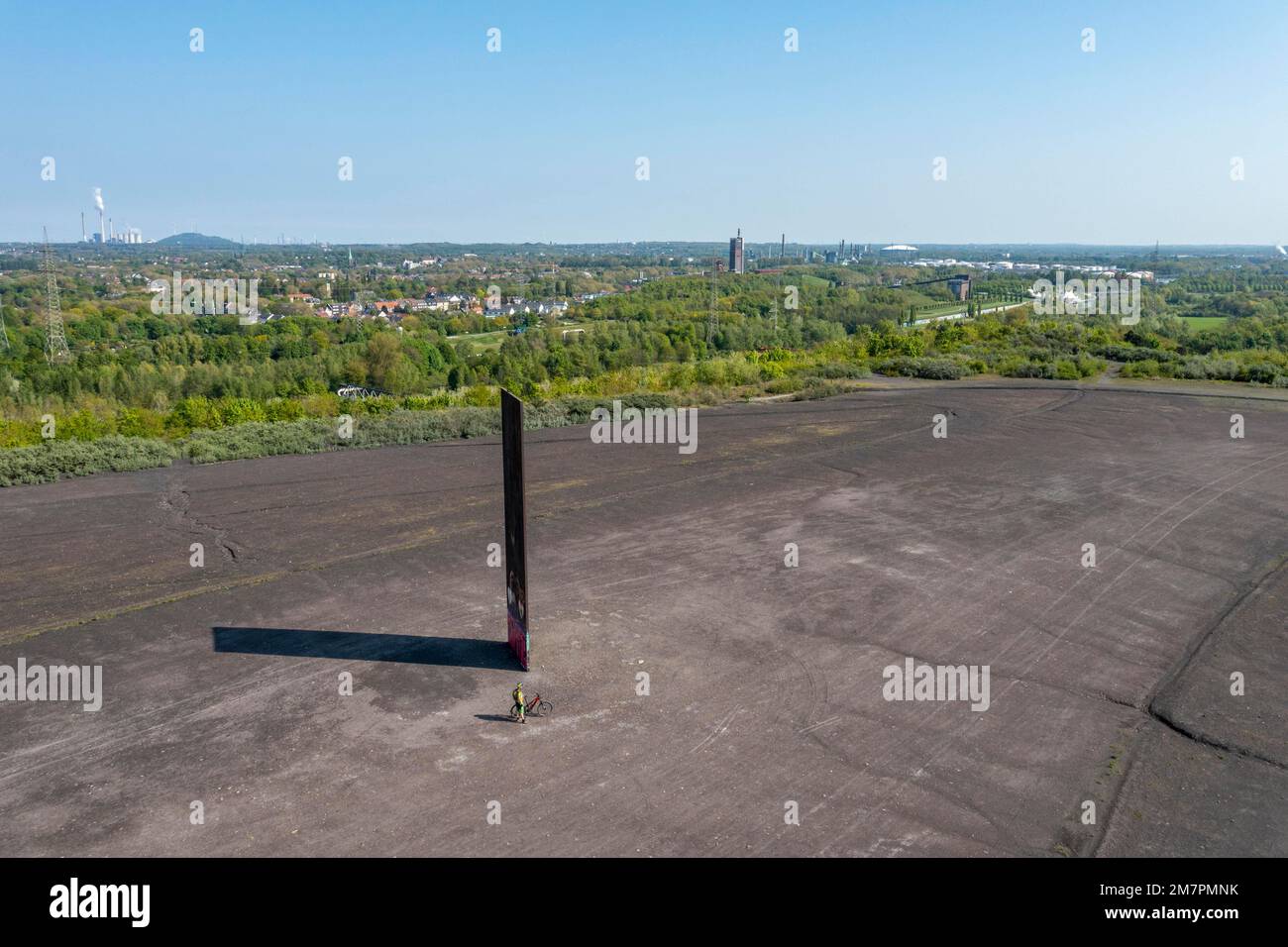 Sculpture de Bramme pour la région de la Ruhr par Richard Serra, sur la ...