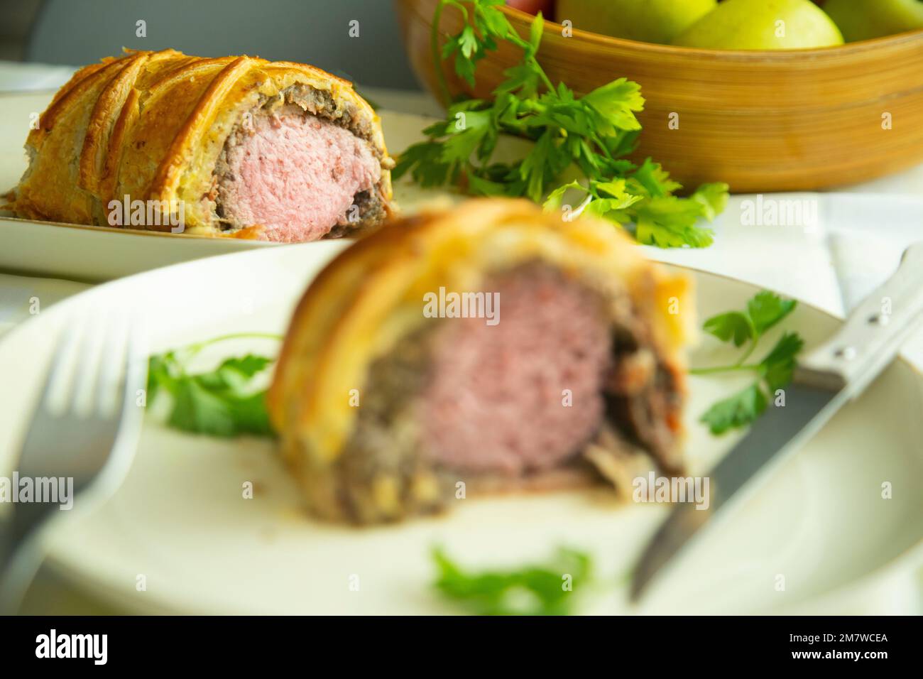 Le bœuf Wellington est un plat de steak d'origine anglaise, fait de ...