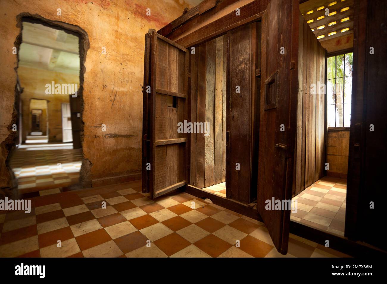 S21 prison Banque de photographies et d’images à haute résolution - Alamy