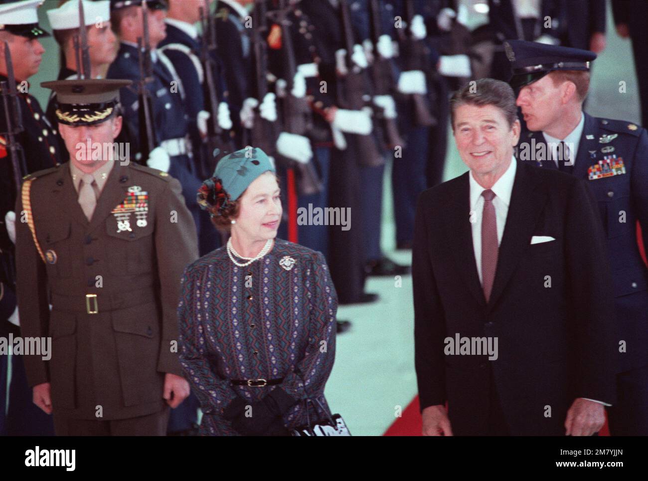 Ronald reagan queen elizabeth Banque de photographies et d’images à ...