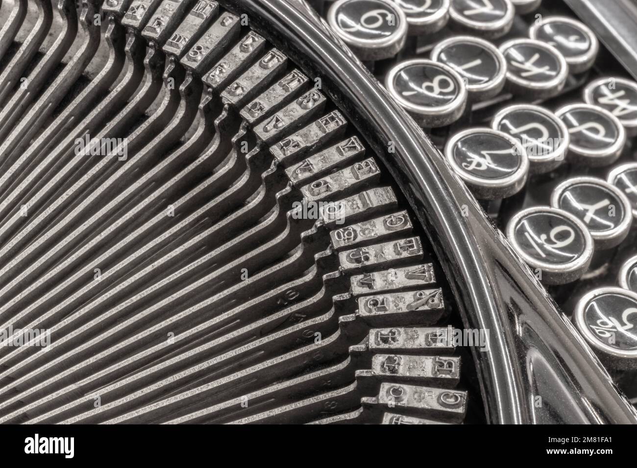 Machine à écrire antique avec caractères traditionnels. Avant la ...