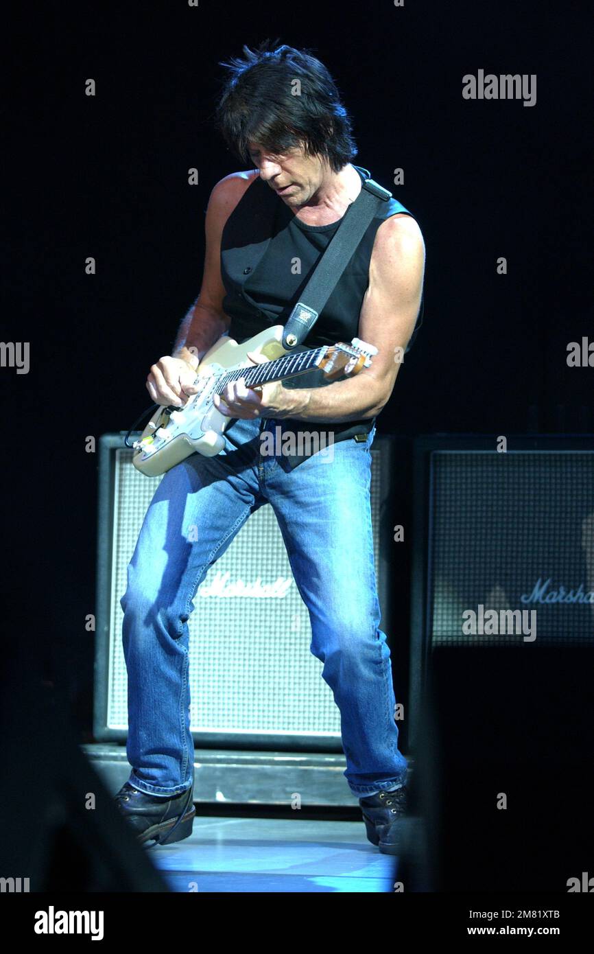 **PHOTO DE FICHIER** Jeff Beck est décédé à 78. BOCA RATON - 10 AOÛT ...