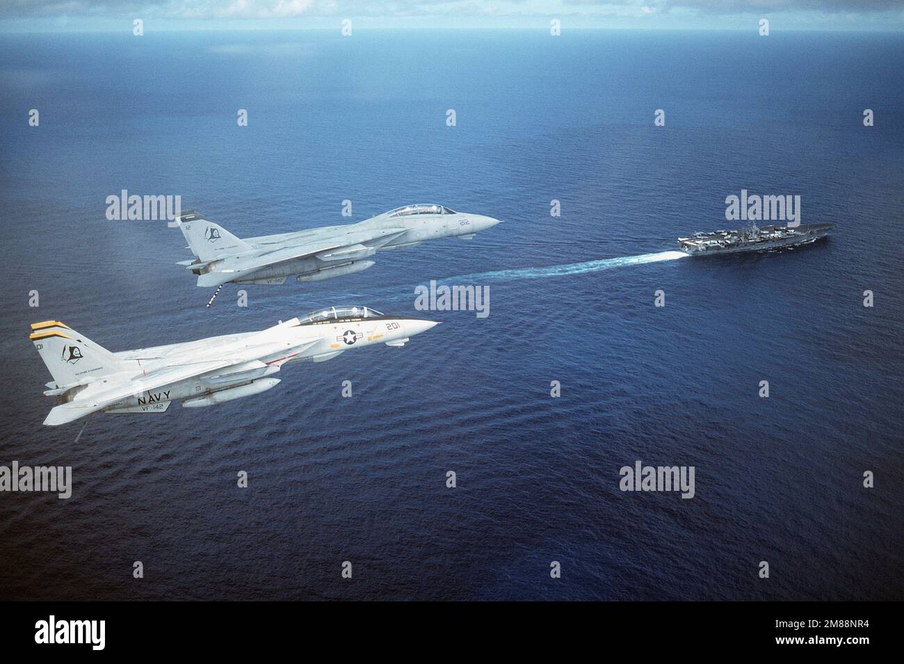 Vue aérienne à droite d'une paire d'avions F-14A Tomcat du Fighter ...