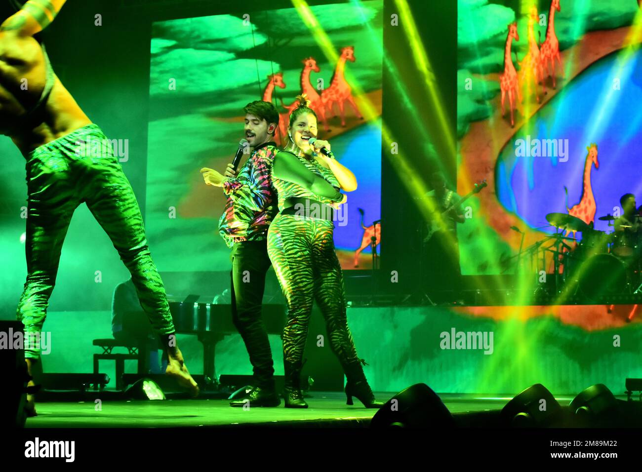 Leon, Mexique. 12 JANVIER 2023 : les acteurs exécutent le chant Disney ...